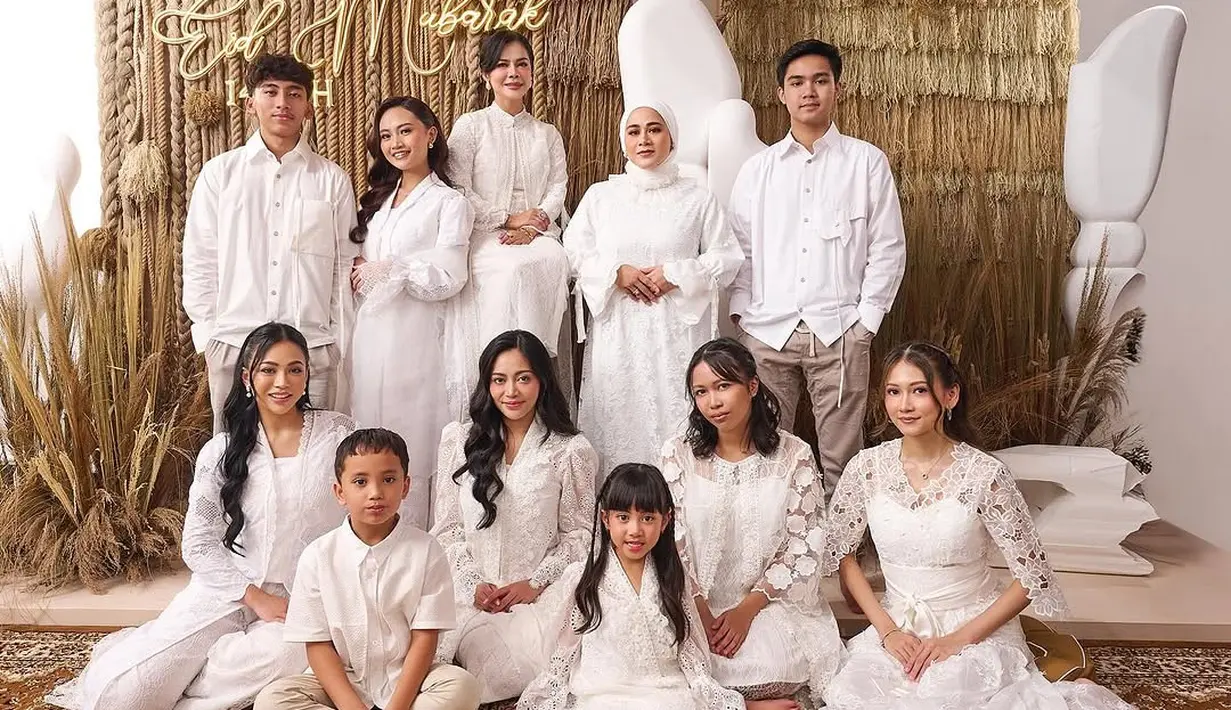 Update Fashion Lebaran 2025, Baju Katbol Mendominasi Tren!