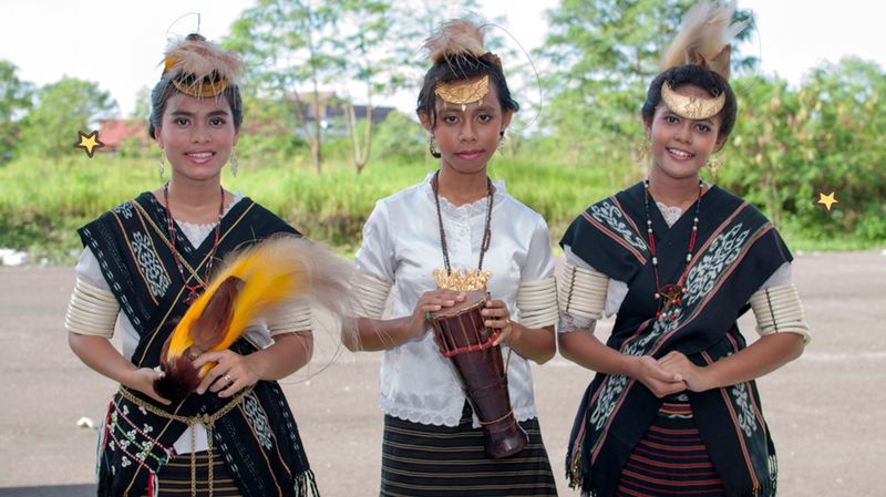 Mengenal Kain Tenun Ikat Tanimbar Khas Maluku