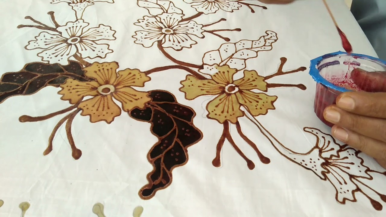 Pewarnaan Kain Batik Dengan Teknik Coletan