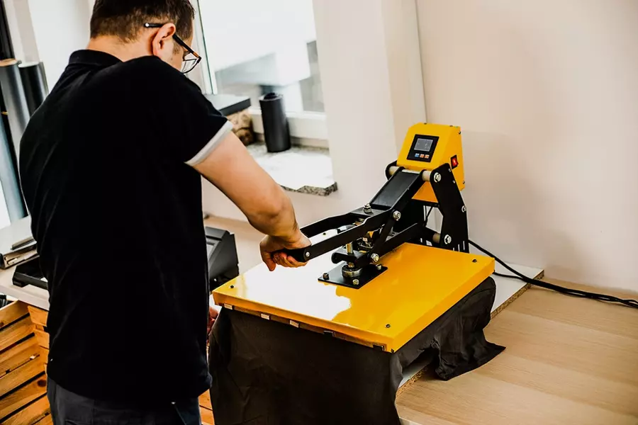 Memahami Penerapan Teknik Heat Transfer Printing Pada Bahan Tekstil