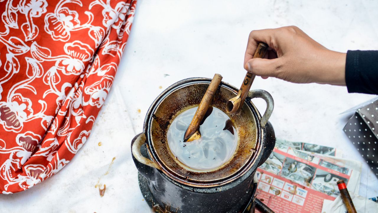 Mengenal Jenis Malam /Lilin Batik dan Fungsinya
