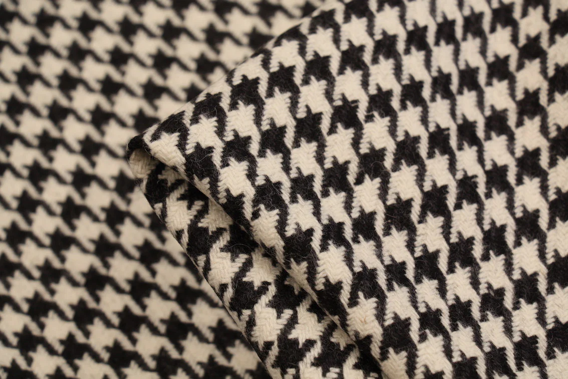 Houndstooth, Motif Klasik Yang Elegan Dan Timeless