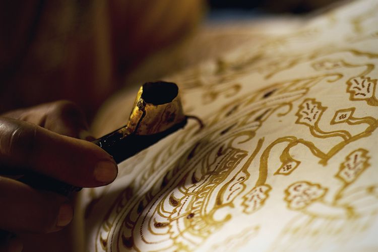 3 Jenis Bahan Kain Yang Digunakan Untuk Membatik